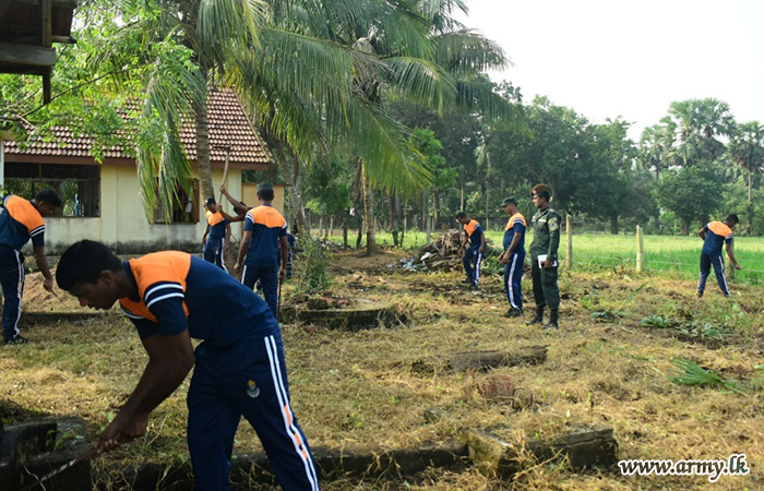Army Troops Conduct Dengue Control Programmes Islandwide | Sri Lanka Army